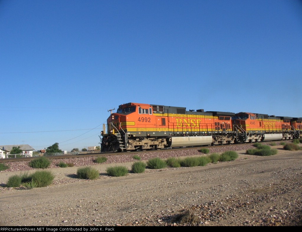 BNSF 4992
